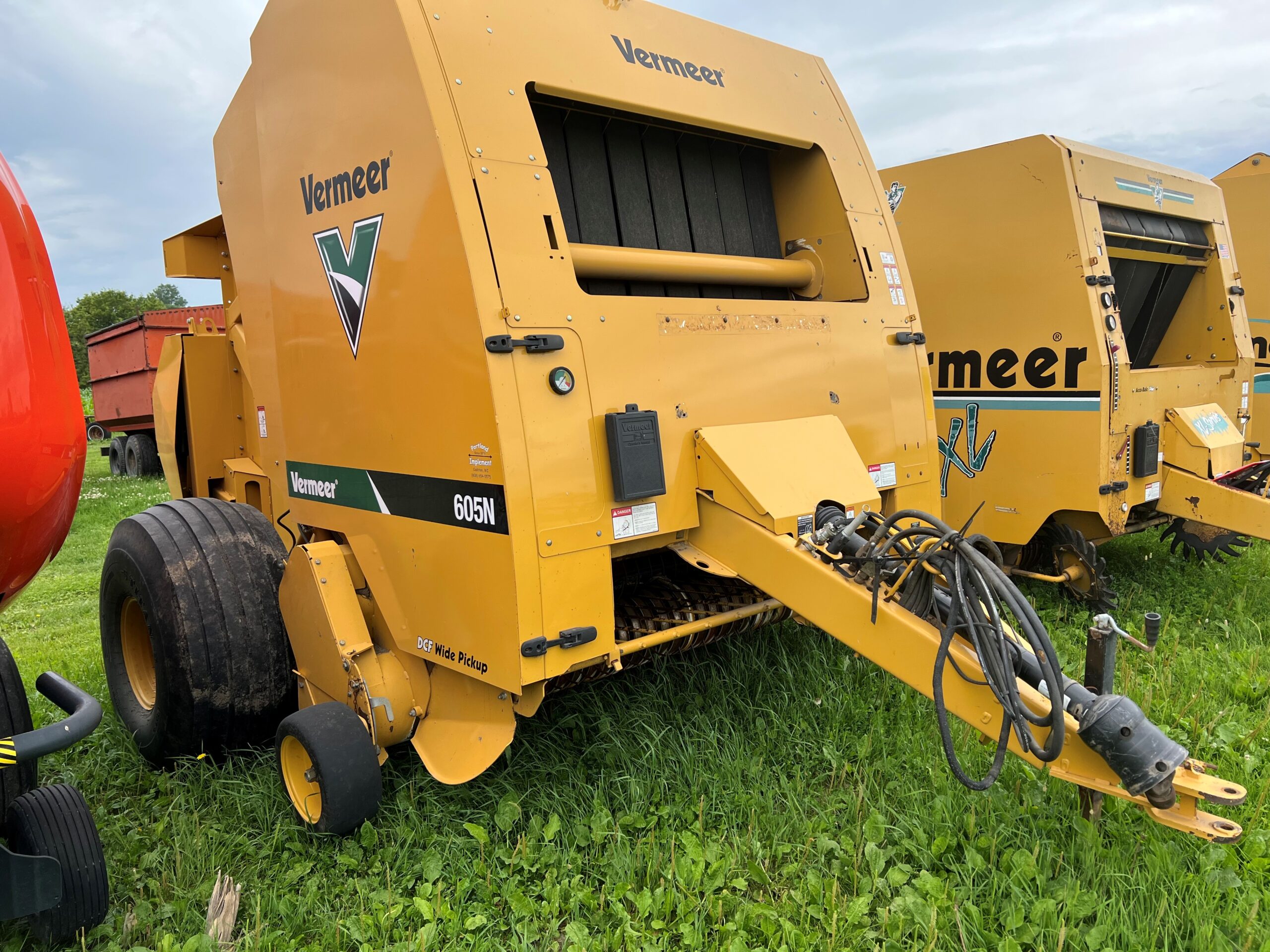 VERMEER 605N ROUND BALER - Portland Implement Inc.